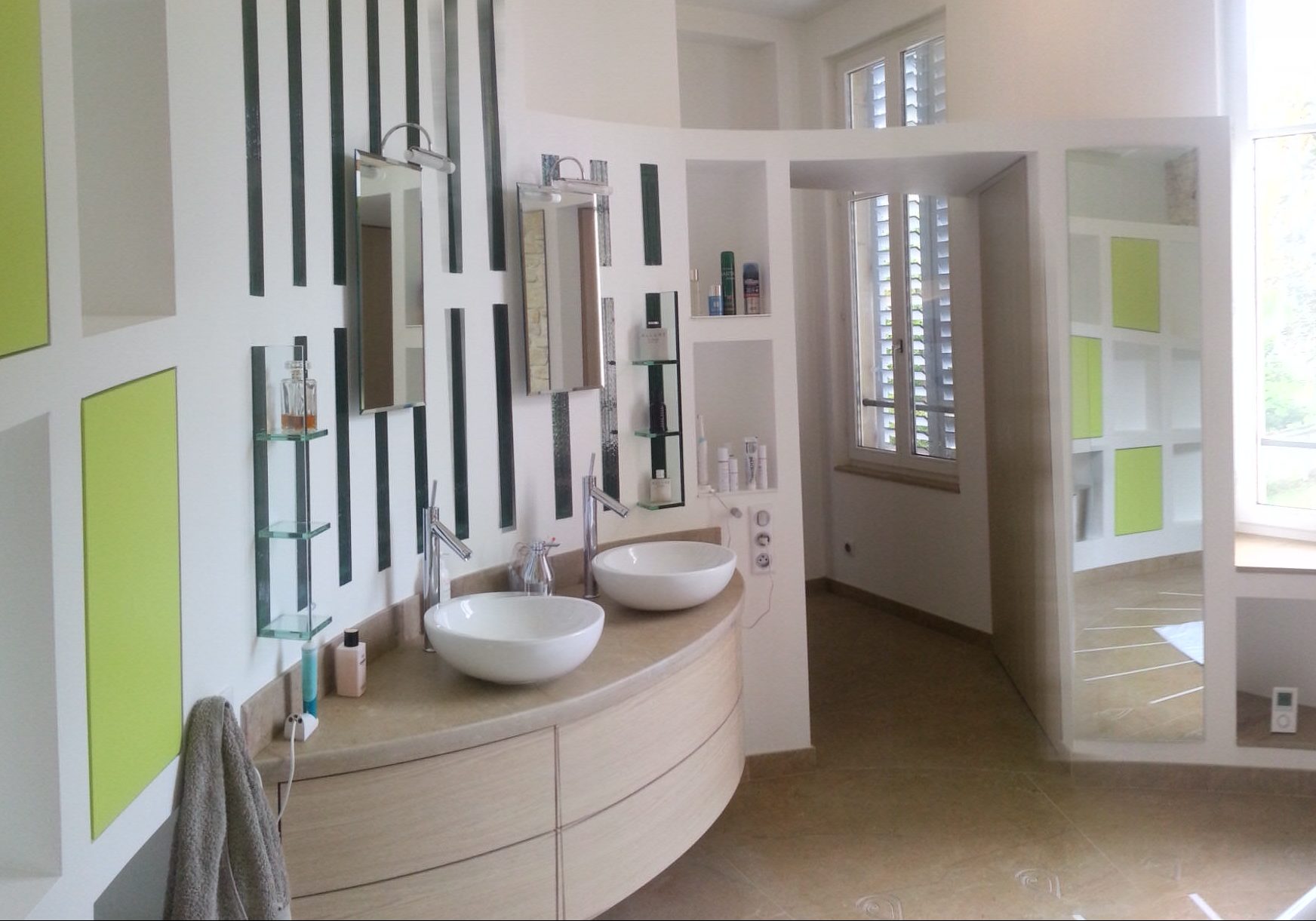 Meuble en forme et niches - Menuiserie Thincelin